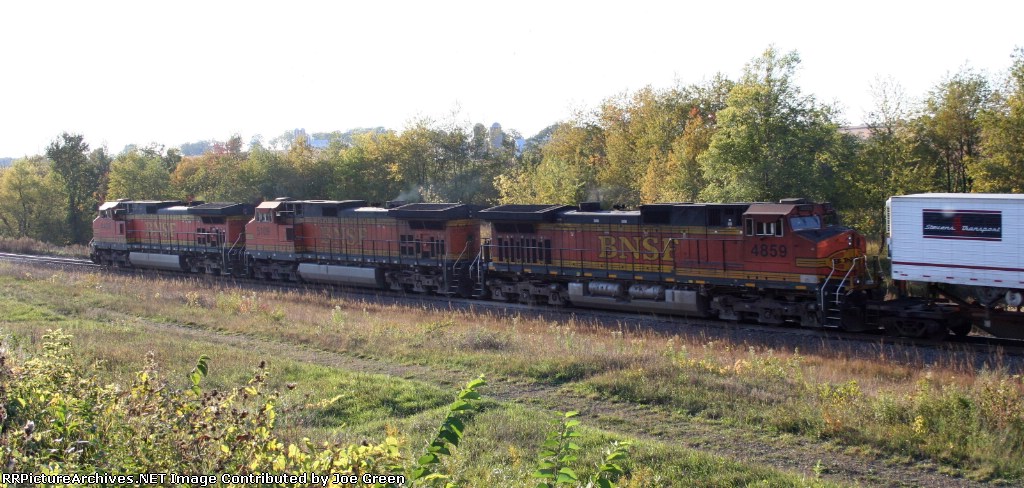 BNSF 4405